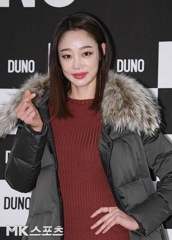 40대 대표 고양이상 최여진 셀프 단발 컷 후 근황10년 어려진 미모 뷰티는 내운명