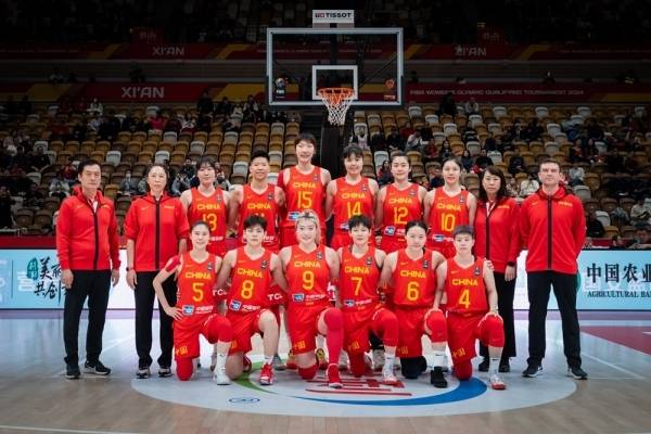 세계 2위 맞아 ‘만리장성 중국 파리올림픽 최종예선서 프랑스에 32점차 대참패