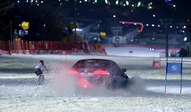 도로가 아닌 `스키장`에 등장한 Bmw 모델의 정체는 오토얼라인먼트