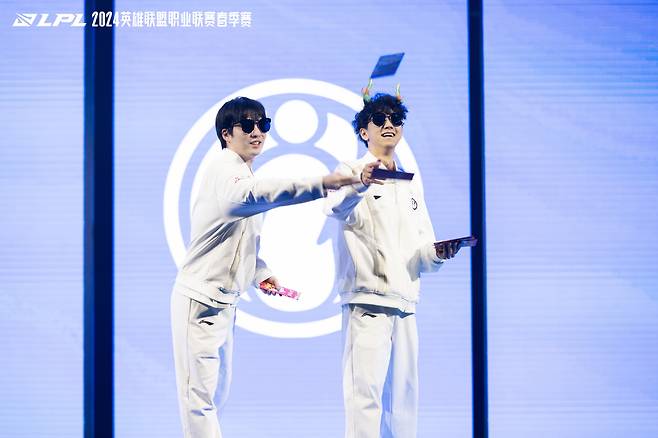 Lpl 돋보기 춘절 앞두고 무대서 춤을 춘 Ig