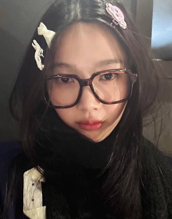 레드벨벳 조이 귀여움 1000 충전 꾸안꾸vs꾸꾸꾸 헤어핀 스타일링 뷰티는 내운명