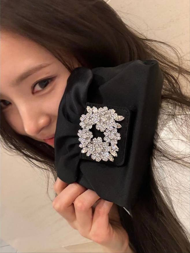 신세경 집에서도 얼죽코 하이힐로 세련된 코트 청바지 패션 스타와 패션