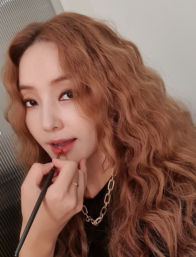 여전한 인간바비 40대 믿기지 않는 한채영 근황 스타일 헤어핏