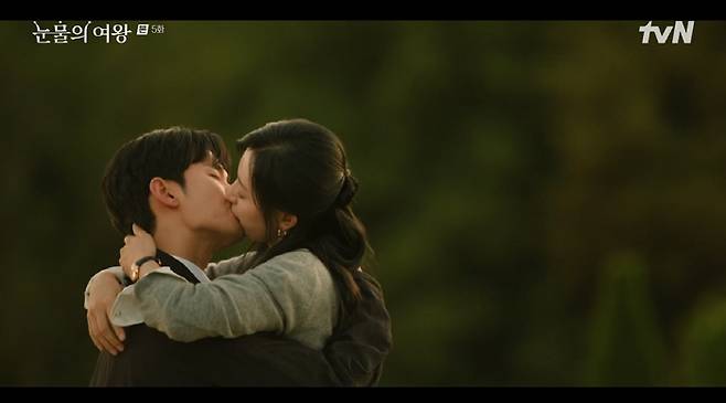같이 자면 안돼 김지원 뇌종양 악화에도김수현♥ 심쿵 멘트에 활짝 눈물의여왕 Sc리뷰