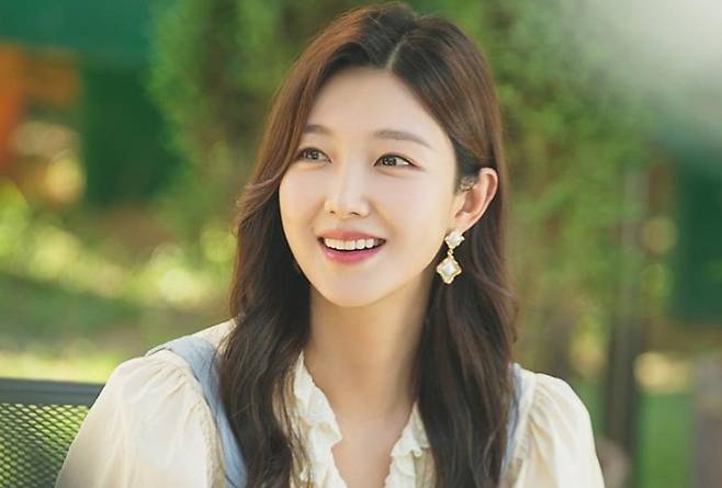 아이돌로 3번이나 데뷔했는데 결국 배우로 성공한 연예인 근황 스포엔 뉴세이
