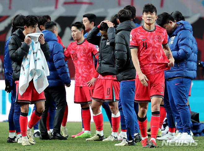 7경기 연속 실점 한국 태국전서 새 수비 조합 꺼낼까