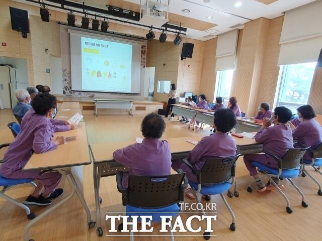 장흥군 재가 암 환자 자조모임 프로그램 운영