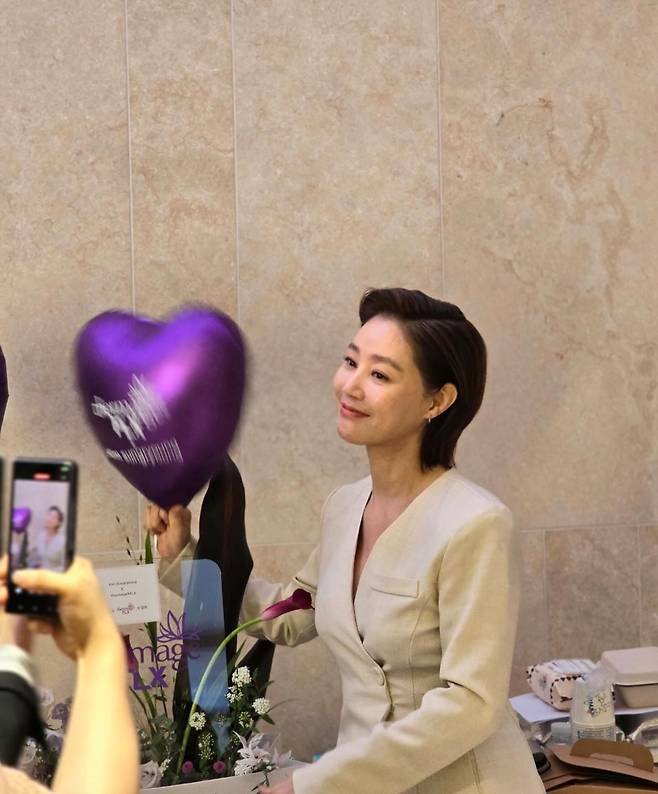 김성령 세련美 한도초과 숏컷 단발 보브컷 50대 헤어스타일 추천 뷰티는 내운명