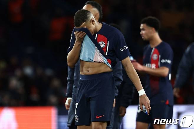 안방서 패한 Psg 감독 유효슈팅 0 음바페 논평 거부이길 기회 놓쳤어