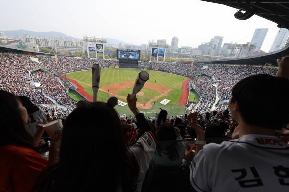 믿었던 문동주 ‘와르르 한화 7연승 뒤 5연패 ‘와장창