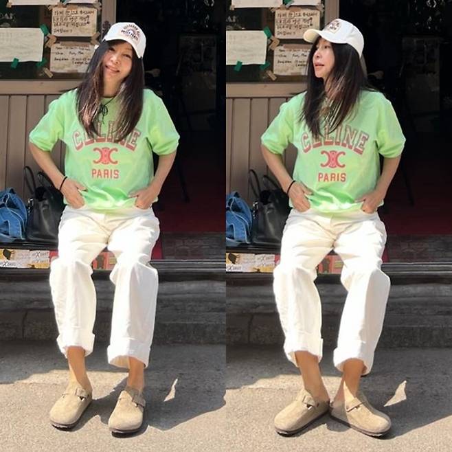 황신혜 벌써 여름 스타일 반팔 티셔츠 하나로 끝낸 60대 인싸스타일 패션엔