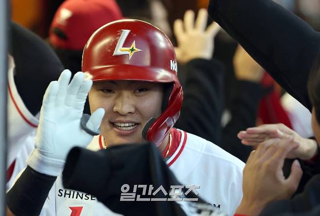포토 고명준기분 좋은 투런포