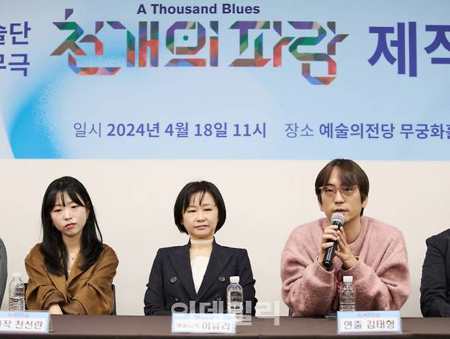 천선란 작가 활자 속 로봇 콜리 무대서 구현된 모습에 눈물
