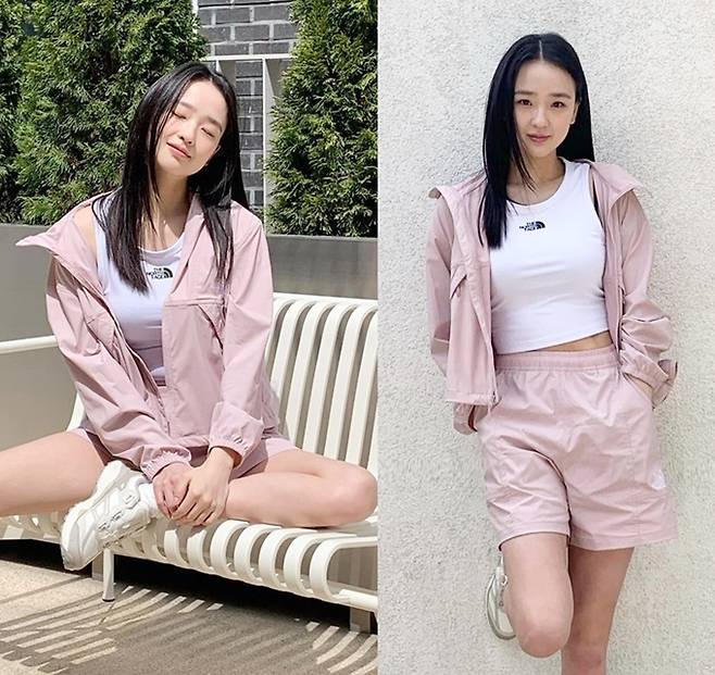 손연재 아들 출산 50일째 믿기지 않는 늘씬한 몸매 애슬레저 산책룩 패션엔