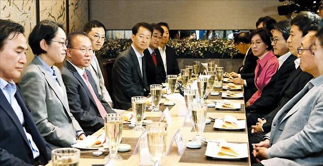 대통령 불통이 총선 참패 원인與 원로들 쓴소리