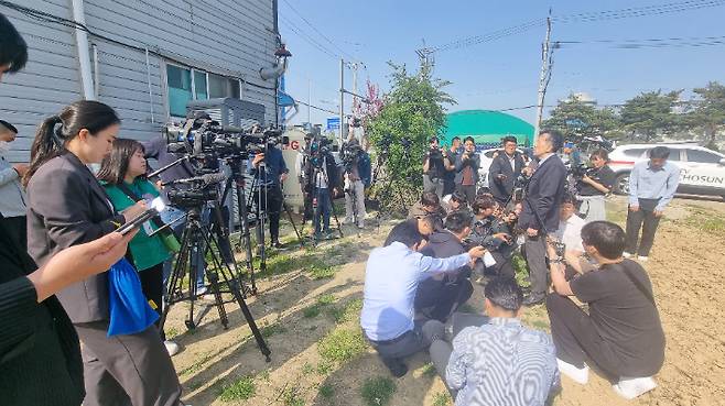 강릉 급발진 의심사고 국내 첫 재연 시험원고 측 페달 오조작 아냐