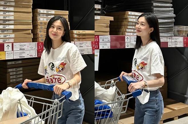 백진희 흰 티셔츠에 청바지 입고 카트 밀며 쇼핑 스타와 패션