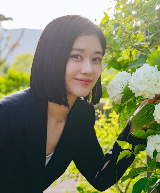 장나라 칼단발 변신 이혼 변호사로 컴백 믿음직한 비주얼 시크도도 헤어스타일 뷰티는 내운명