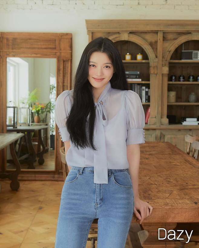 김유정 상큼발랄 톡톡튀는 여름 코디 화보 공개 라이프 뉴세이