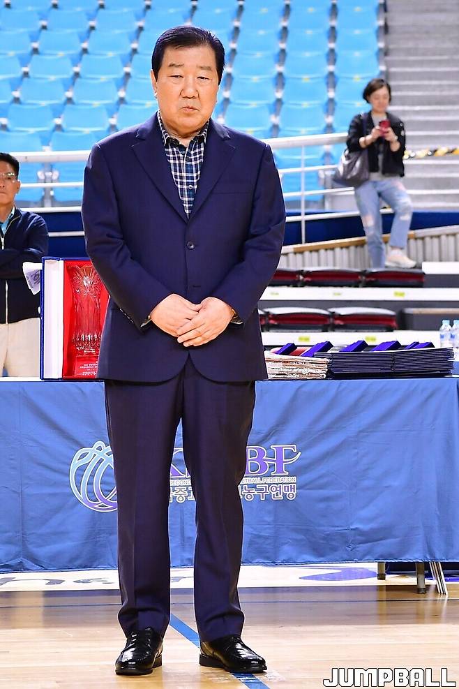 24연맹회장기 우승 용산중 수피아여중 Mvp 박태준 김담희 중등부 시상식 화보