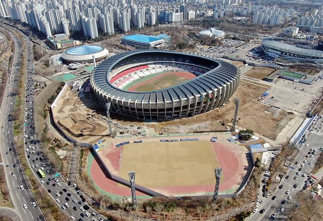 잠실주경기장을 Lg·두산 홈구장으로