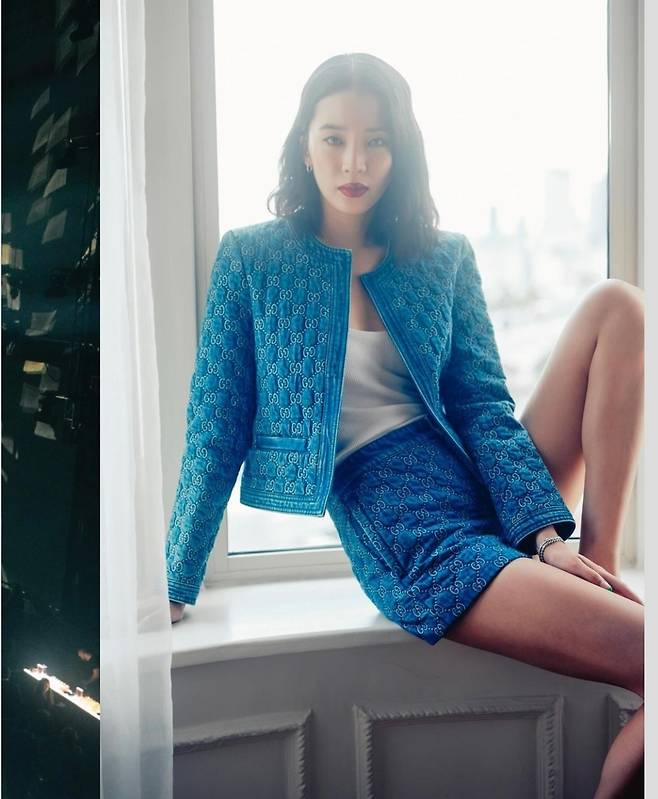 아이린 런던 첫 크루즈 쇼 완벽 8등신 모델핏 데님 재킷 쇼트팬츠룩 스타와 패션