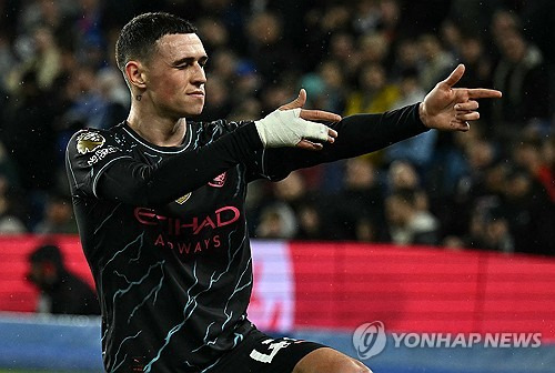 오피셜 필 포든 Epl 올해의 선수 수상맨시티 5년 연속 싹쓸이
