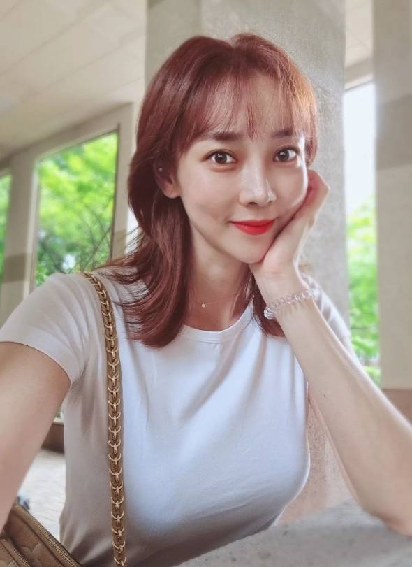 39살에 1살 연하와 결혼♥후 출산한 여배우출산후 관리법 셀럽뉴스