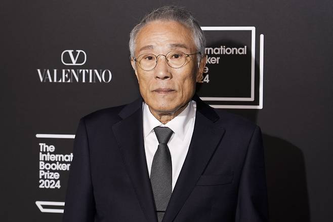 황석영 ‘철도원 삼대 부커상 수상 불발수상작은 ‘카이로스