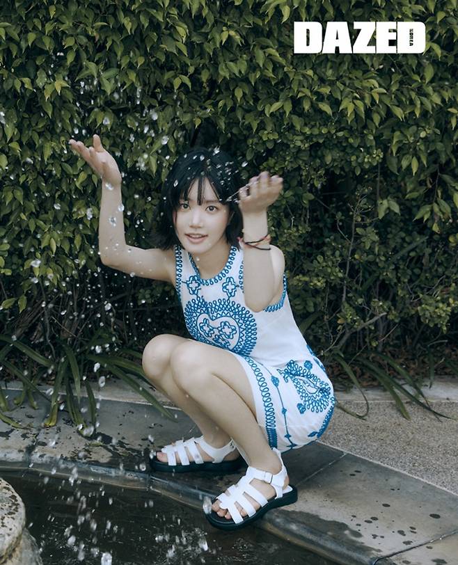 이유비 한모네 안녕 푸켓 여름 만끽하는 청순 바캉스룩 패션엔