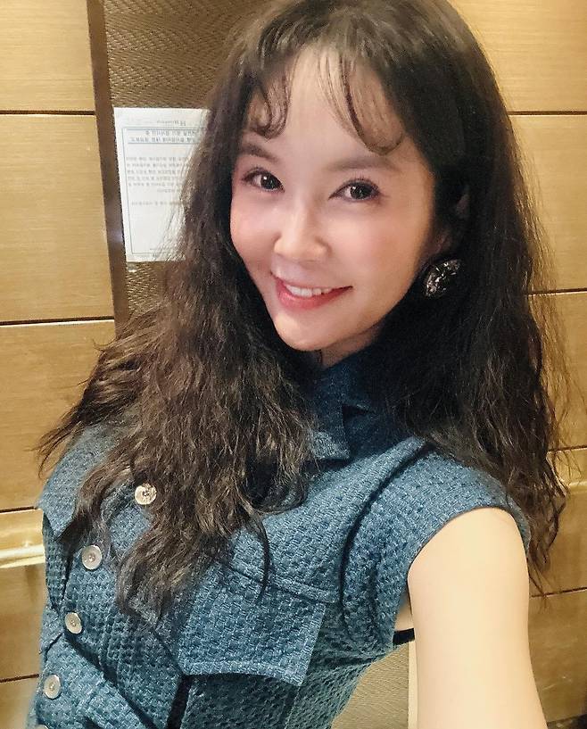 장영란 머리 볶으니 남편 분노→내 마음엔 쏙 10년은 젊어 보이는 데님 크롭톱 패션 스타와 패션