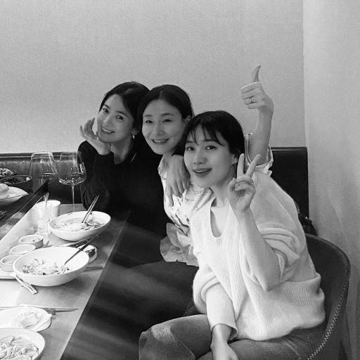 맡은 배역 싫다고 김은희 작가 작품 거절하려고 했던 탑배우 스포엔 뉴세이