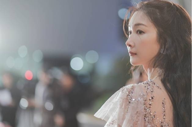 46세에 출산한 가장 깨끗한 피부를 가졌다는 여배우 관리법 연예는 내운명