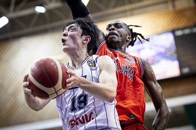 Kbl 챔피언 Kcc 인도네시아 팀에도 분패···fiba 챔피언스리그 아시아 조별리그 전패 탈락