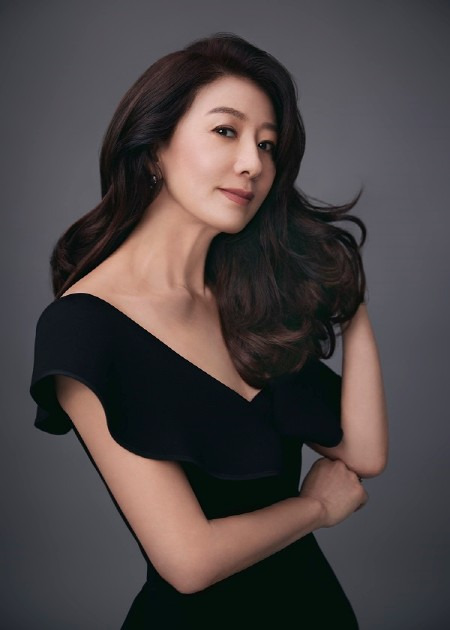 어릴 때 내가 예쁜 걸 알았다 길 다니며 고개들고 다녔다 직접 말한 탑여배우 스포엔 뉴세이