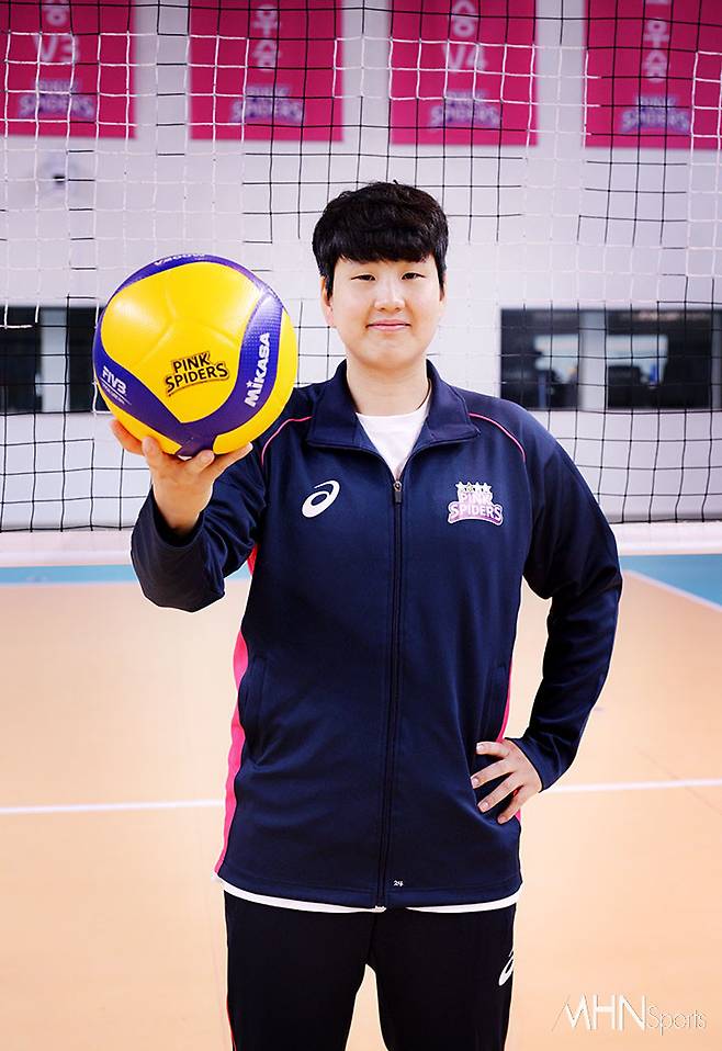 인터뷰 볼은 어떻게든 살려야죠 신연경 다시 흥국 수비전선으로
