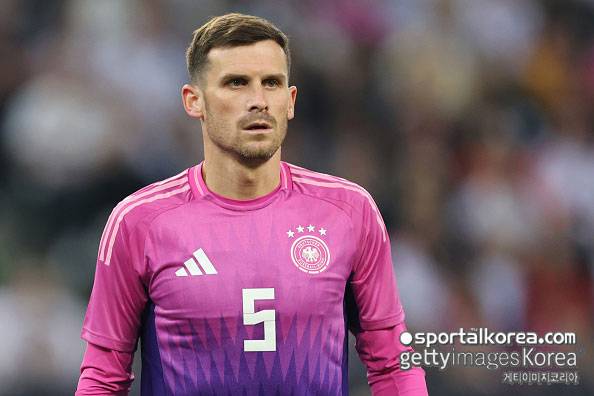 'UCL 결승 진출 후 새 출발' 도르트문트, EPL 브라이튼 레전드 MF 영입 근접...예상 이적료 최대 150억