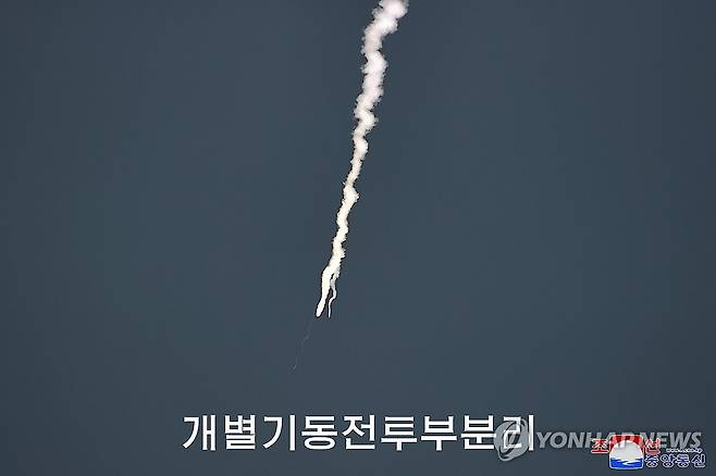 북 공중폭발을 탄두분리로 왜곡하나다탄두시험 성공 의문