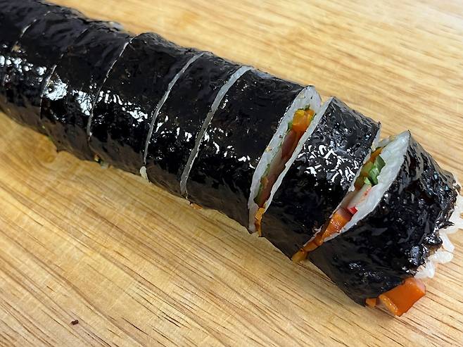 김밥은 앞으로 이렇게 싸세요 절대 터지지 않는 김밥 싸는 방법 텐꿀팁