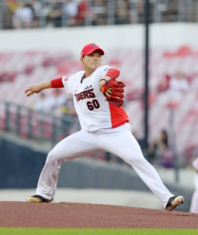 5이닝 4K 비자책 vs 1⅓이닝 6사사구 4자책…KIA 윤영철이 그립다? 152km 파이어볼러에게 이것을 주자[MD광주]