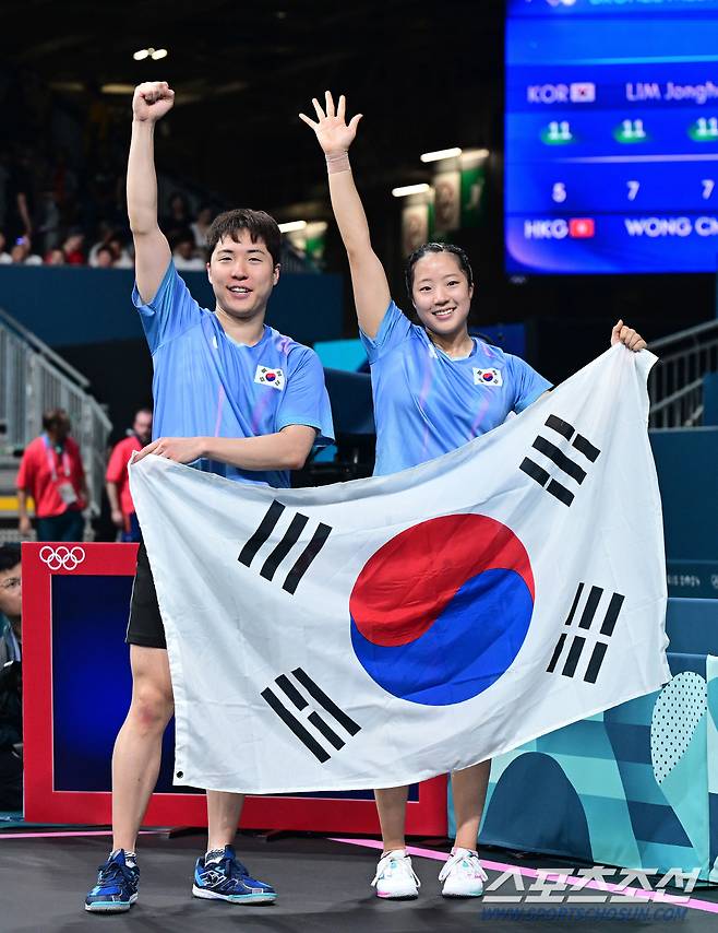 올림픽 짜요 침묵 시킨 삐약이 임종훈 신유빈 혼합복식 동메달 韓 탁구 12년 만의 메달 쾌거