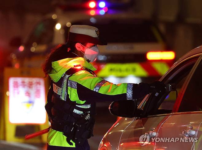 영장 없으면 안 불어 음주측정거부 30대약식보다 더 센 벌금