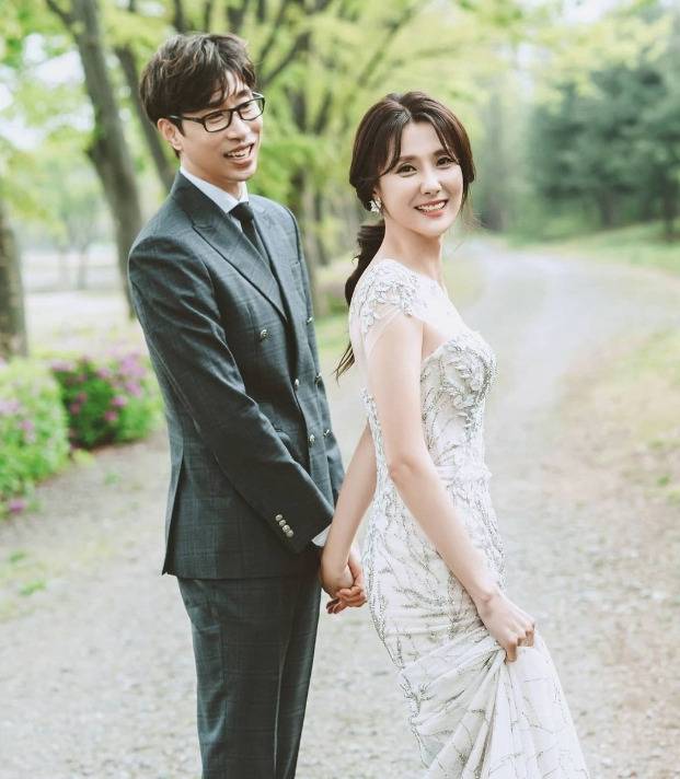 결혼 7년후 혼인신고한 사실 밝혀 모두 놀라게 한 커플 셀럽뉴스
