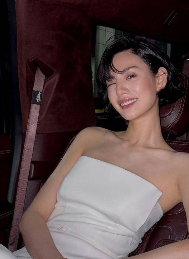 '171cm 48kg' 나나, 행사장에서 척추뼈 훤히 보이는 충격 마름 상태