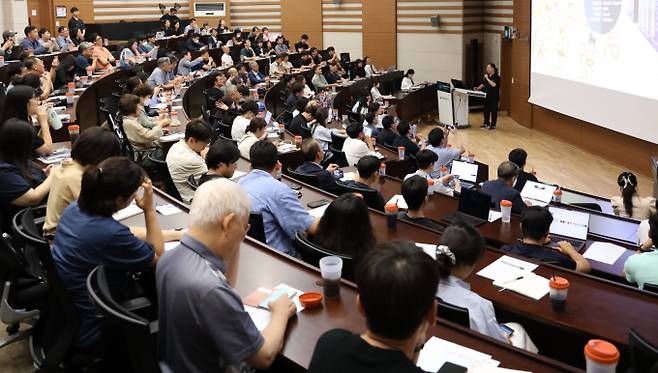 오늘 경기 경콘진 메타버스 포럼 개최