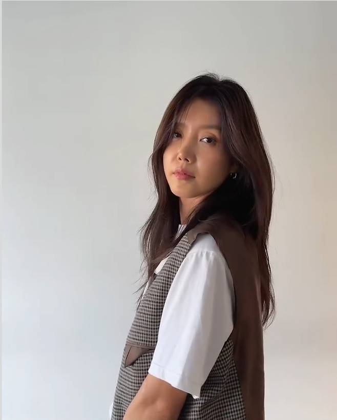 채정안 가죽 롱부츠 신고 가을 냄새 물씬나는 베스트룩 뷰티는 내운명