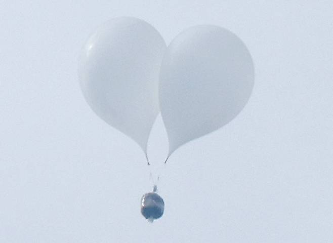 NK resumes trash balloon campaign, 25th launch this year