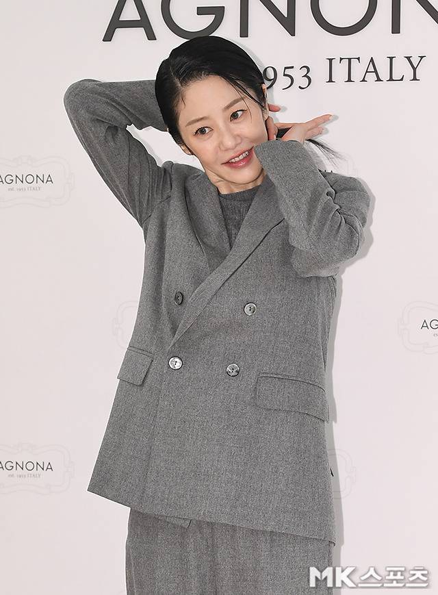 고현정 가르마 몇 대 몇이야 세련된 드뮤어 슈트 셋업룩 뷰티는 내운명