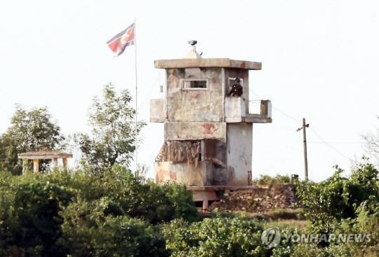 속보 북 중대성명 한국이 평양에 이달 무인기 3회 침투 삐라 살포모든 공격 수단 활동 태세”