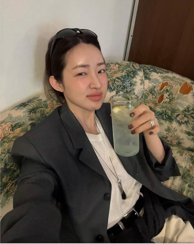 차정원 완벽한 가을 에포트리스 시크 오버핏 재킷 와이드팬츠 환상조합 나들이룩 스타와 패션